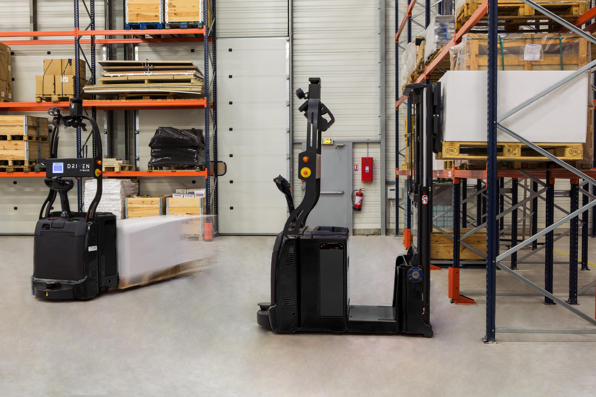 LOWY CB, Robotic Counterbalanced Stacker, AGV/AMR | BALYO