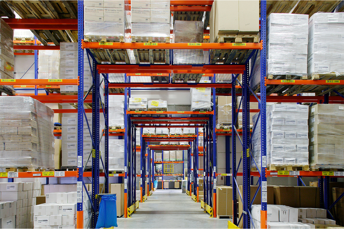 REACHY, Robotic Reach Forklift, AGV/AMR | BALYO